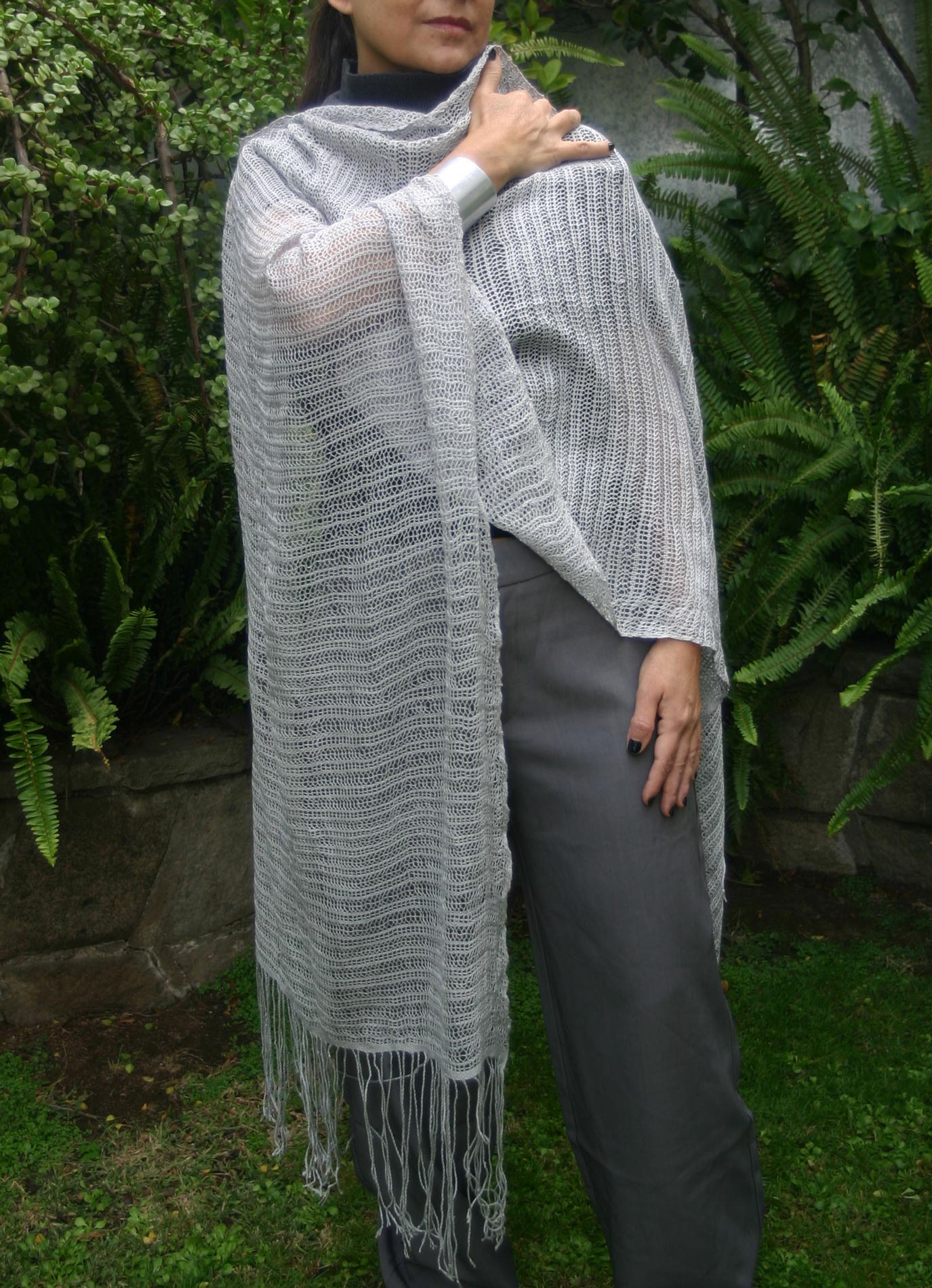 Chal gasa seda delgada gris | Objeto Mestizo